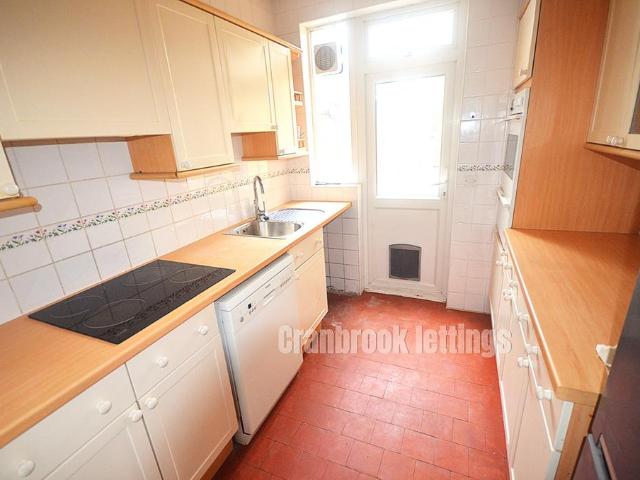 4 bedroom terraced house to rent