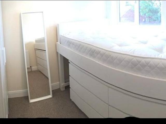 4 bedroom terraced house to rent