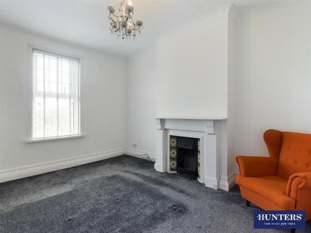 4 bedroom terraced house to rent