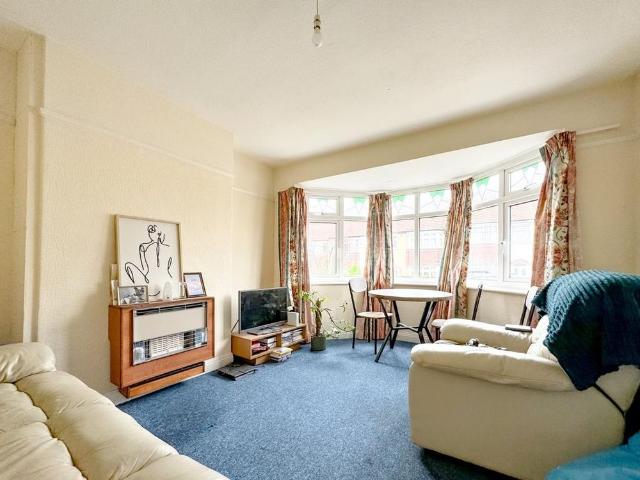 4 bedroom terraced house to rent