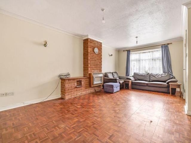 4 bedroom terraced house to rent