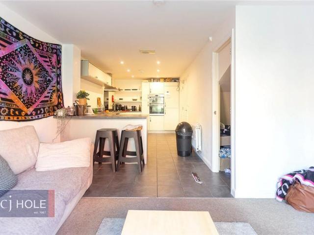 4 bedroom terraced house to rent