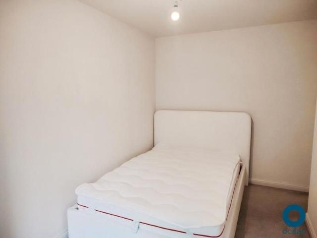 4 bedroom terraced house to rent