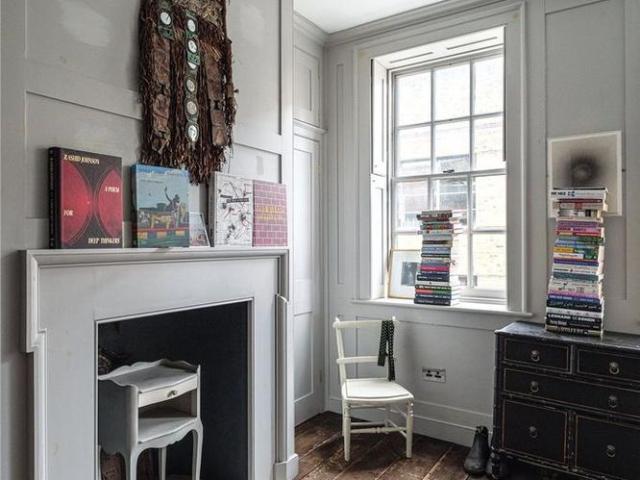 4 bedroom terraced house to rent