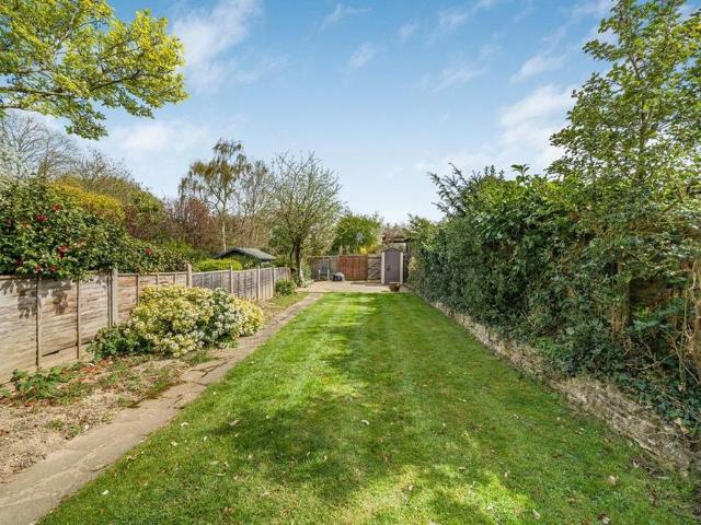 4 bedroom semi detached house to rent