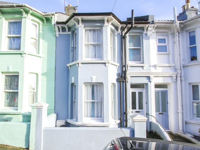 4 bedroom Terraced House to rent