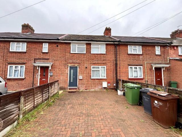 4 bedroom terraced house to rent