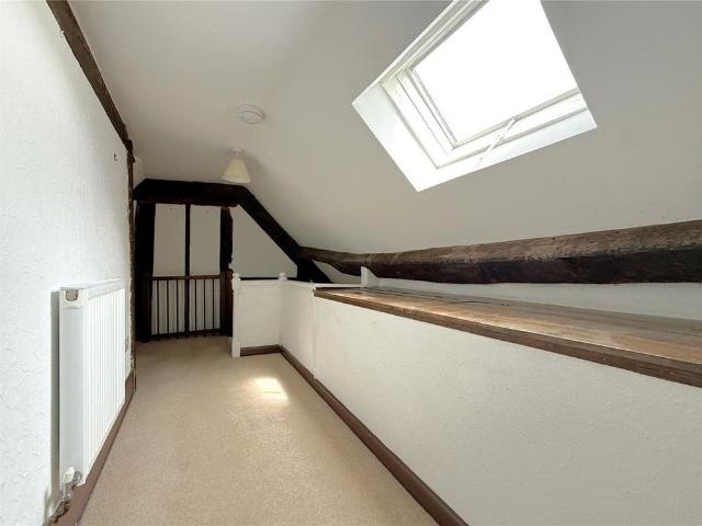 4 bedroom terraced house to rent