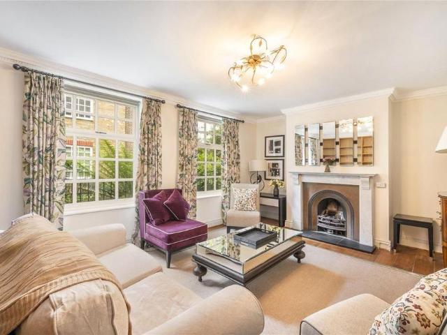 4 bedroom terraced house to rent
