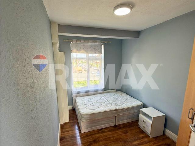 4 bedroom terraced house to rent