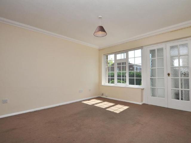 4 bedroom terraced house to rent