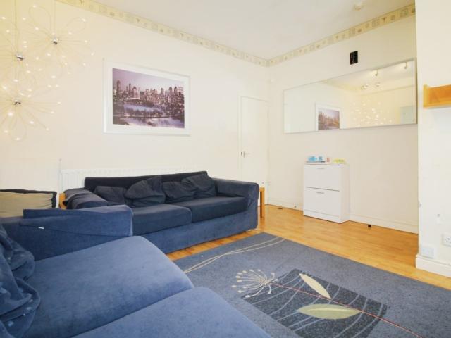 4 bedroom terraced house to rent