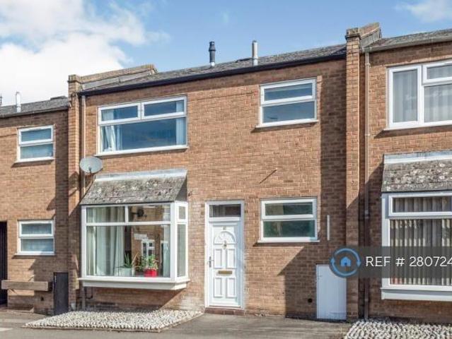 4 bedroom terraced house to rent