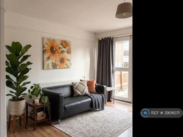 4 bedroom terraced house to rent