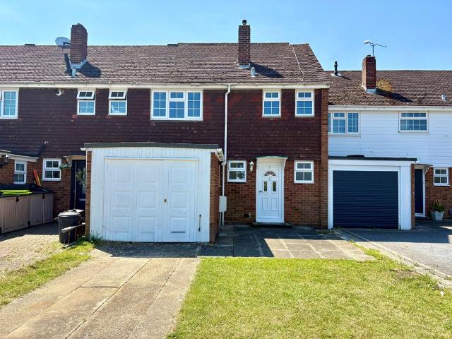 4 bedroom terraced house to rent