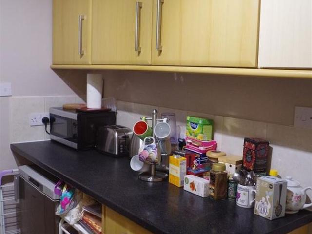 4 bedroom terraced house to rent