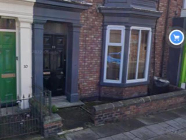 4 bedroom terraced house to rent