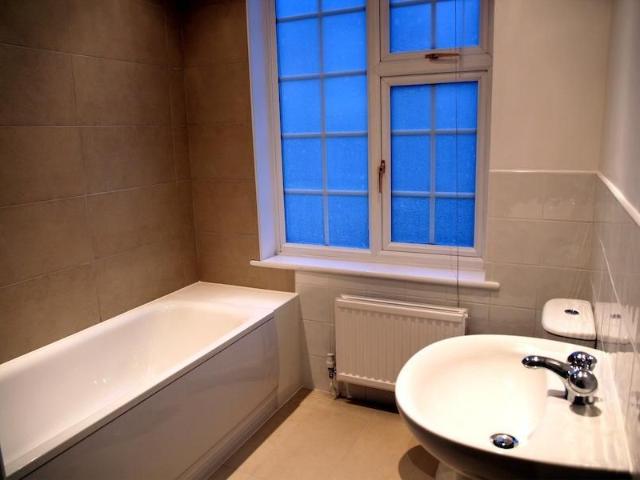 4 bedroom terraced house to rent