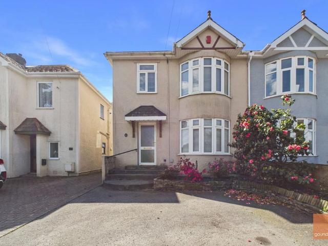 4 bedroom terraced house to rent