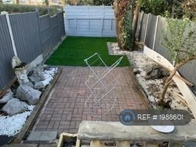4 bedroom terraced house to rent