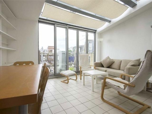 4 bedroom terraced house to rent
