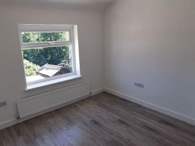 4 bedroom terraced house to rent
