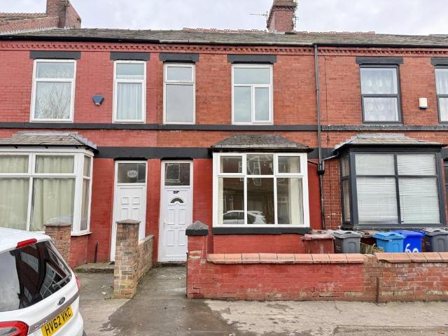 4 bedroom terraced house to rent