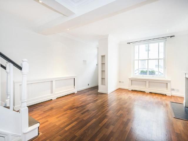 4 bedroom terraced house to rent