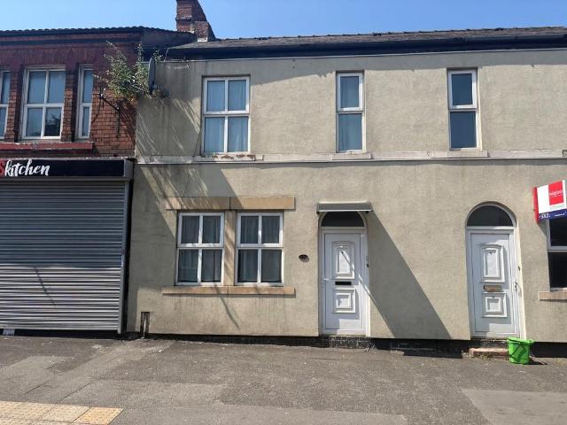 4 bedroom terraced house to rent