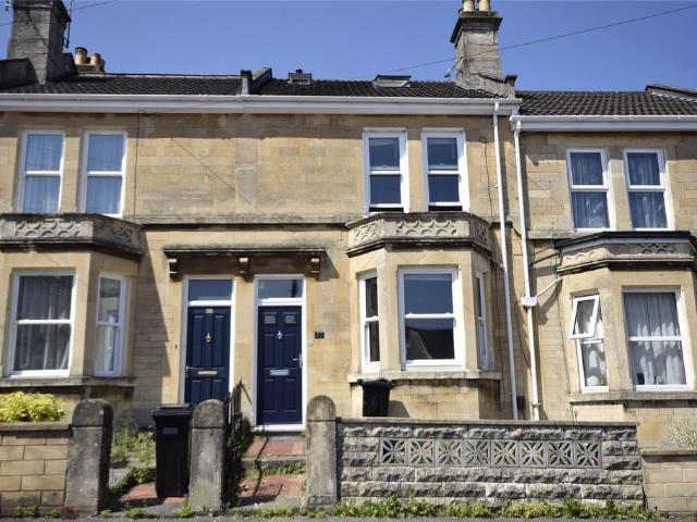 4 bedroom terraced house to rent