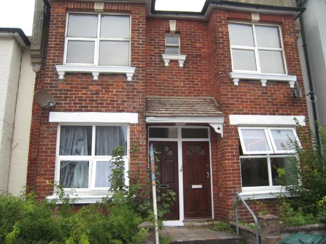 4 bedroom terraced house to rent
