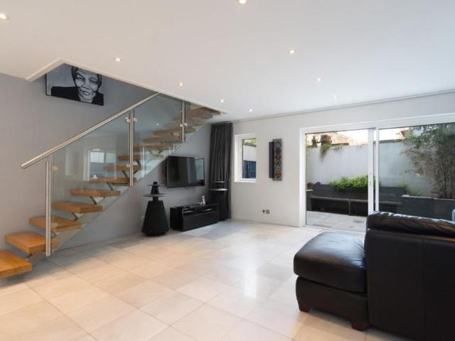 4 bedroom terraced house to rent