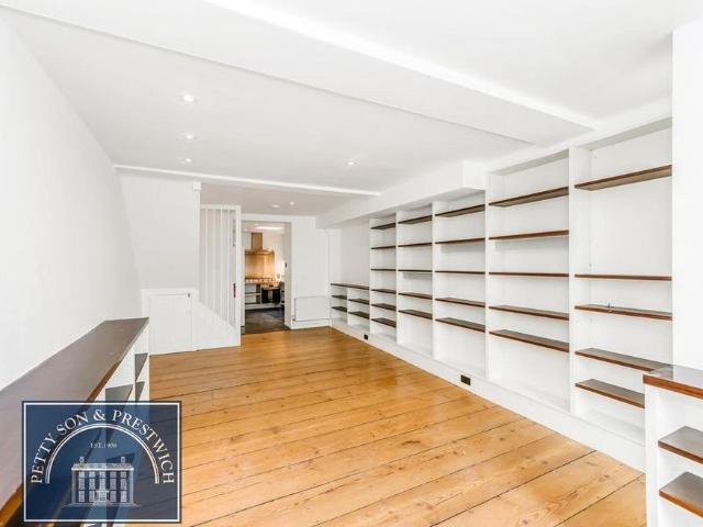 4 bedroom terraced house to rent