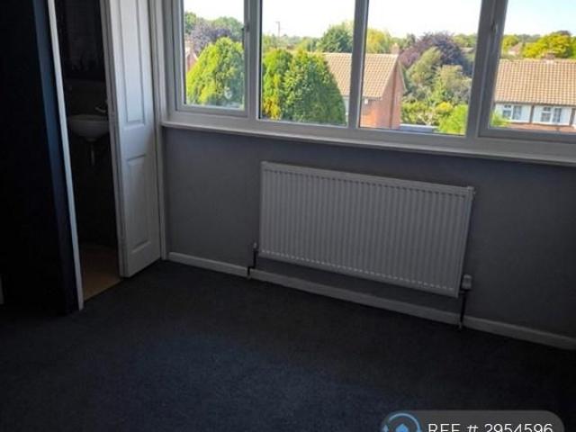 4 bedroom terraced house to rent