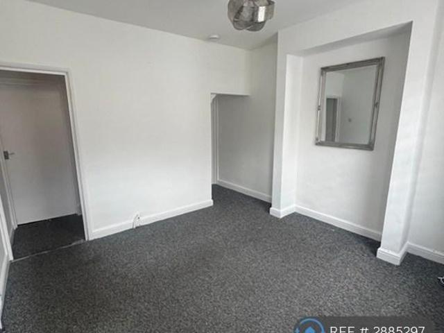 4 bedroom terraced house to rent