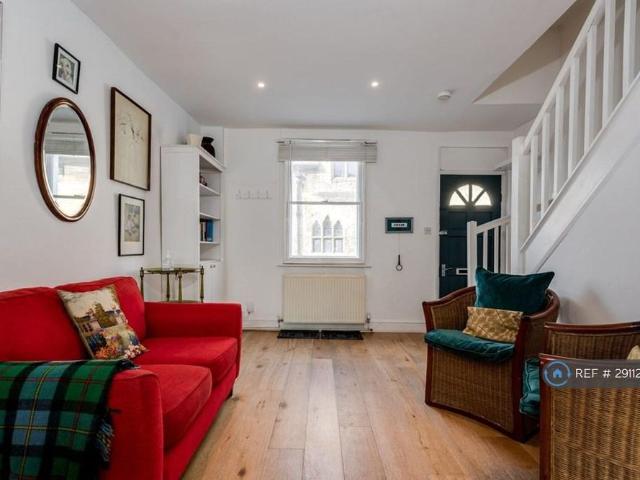 4 bedroom terraced house to rent