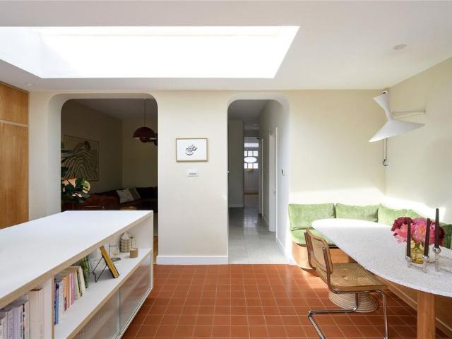 4 bedroom terraced house to rent