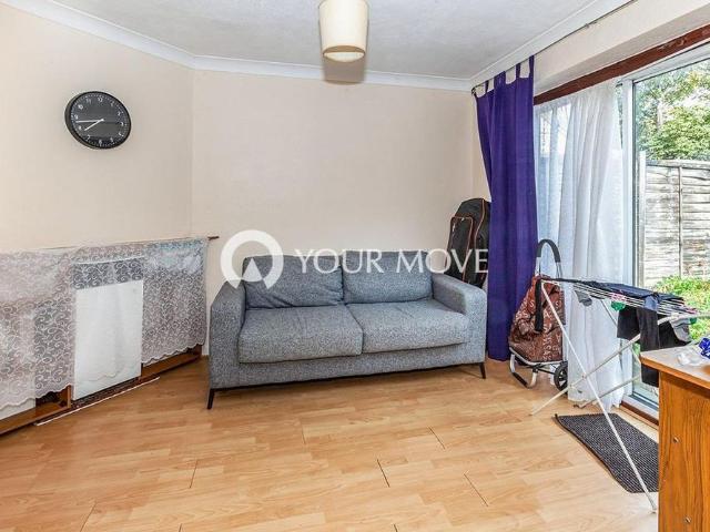 4 bedroom terraced house to rent