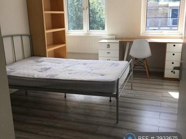 4 bedroom terraced house to rent