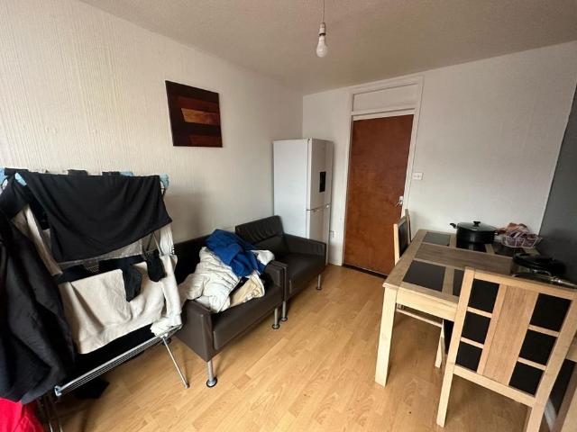 4 bedroom terraced house to rent