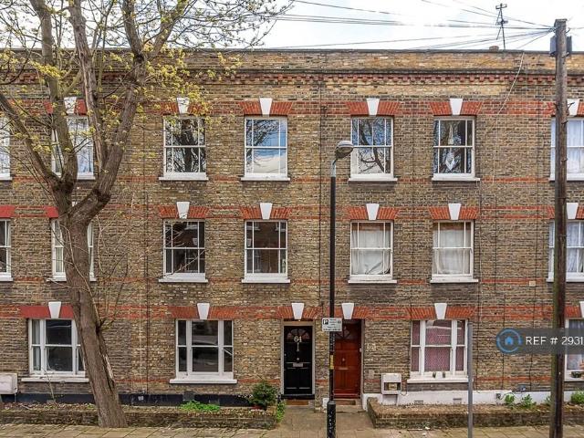 4 bedroom terraced house to rent