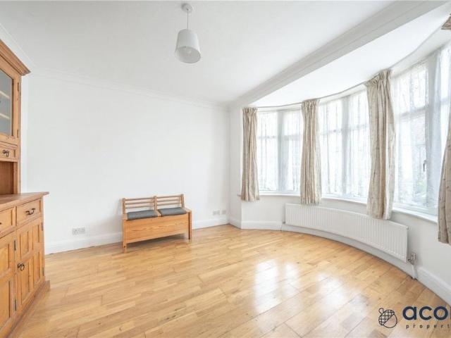 4 bedroom terraced house to rent