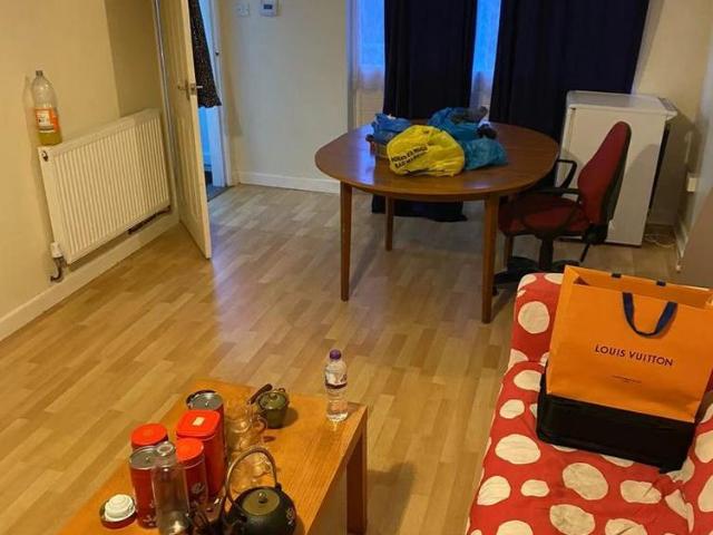 4 bedroom terraced house to rent