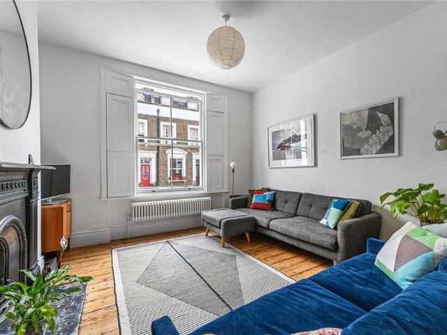 4 bedroom terraced house to rent