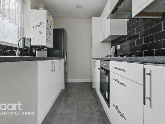 4 bedroom terraced house to rent