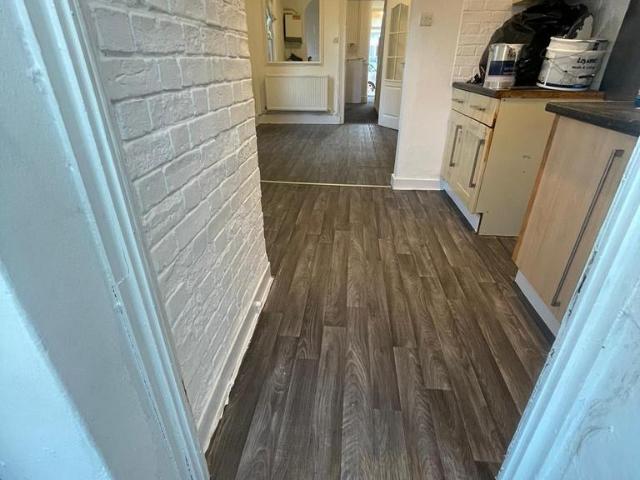 4 bedroom terraced house to rent
