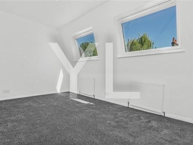4 bedroom terraced house to rent