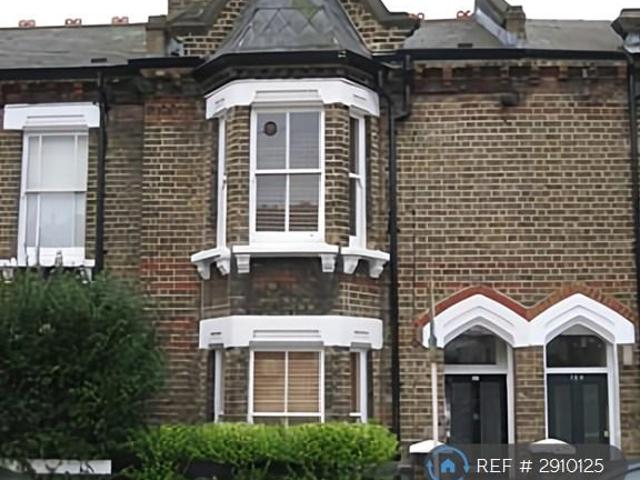4 bedroom terraced house to rent