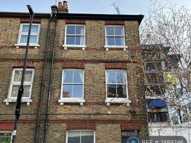 4 bedroom terraced house to rent