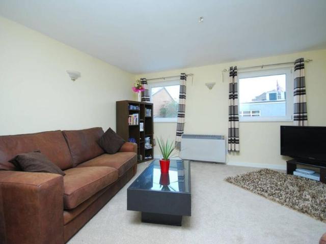 4 bedroom terraced house to rent